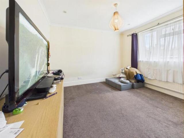 3 bedroom semi detached house for sale in Links Drive, Tilehurst, Reading, RG30