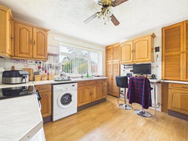 3 bedroom semi detached house for sale in Lichfield Road, Gloucester, Gloucestershire, GL4