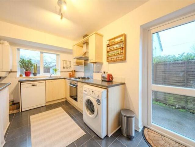 3 bedroom semi detached house for sale in Lidgett Court, Roundhay, Leeds, LS8
