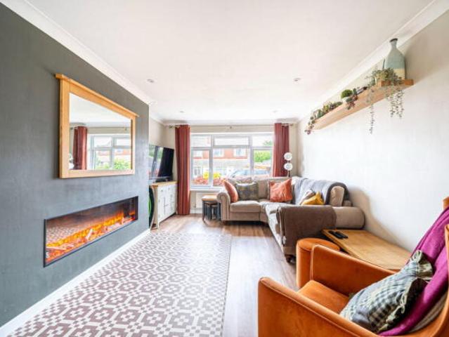 3 bedroom semi detached house for sale in Lightsfield, Oakley, RG23 7BL, RG23