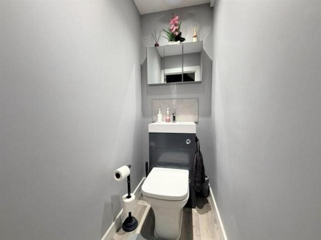 3 bedroom semi detached house for sale in Lister Road, Ipswich, IP1