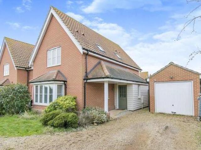 3 Bedroom Semi detached House For Sale In Little Clacton