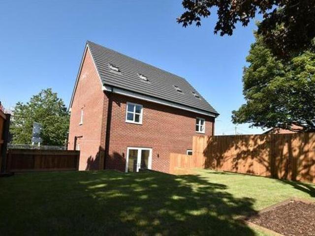 3 Bedroom Semi detached House For Sale In Little Lever