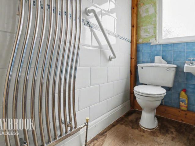 3 bedroom semi detached house for sale in Little Norton Lane, Sheffield, S8