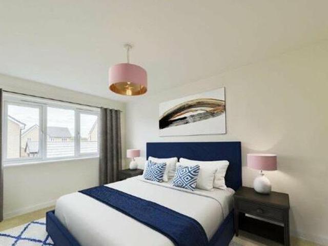 3 Bedroom Semi detached House For Sale In Little Paxton