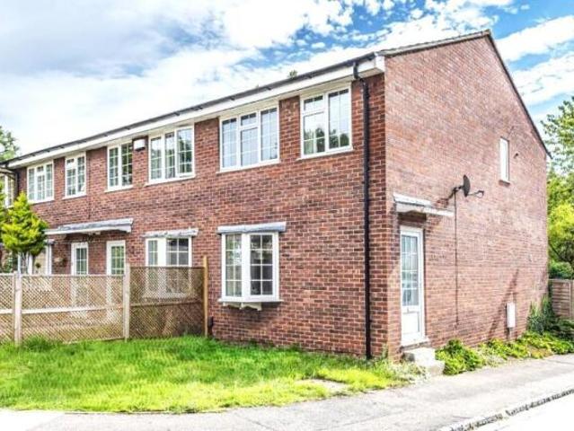 3 bedroom end of terrace house for sale in Littlemore, Oxford, OX4