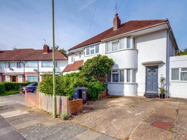 3 Bedroom Semi detached House For Sale In London