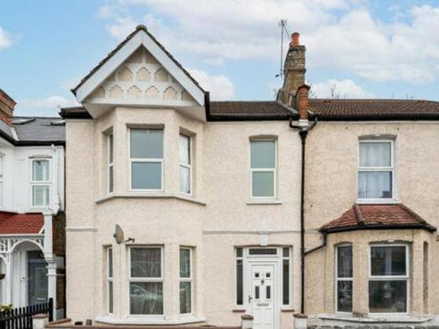 3 Bedroom Semi detached House For Sale In London