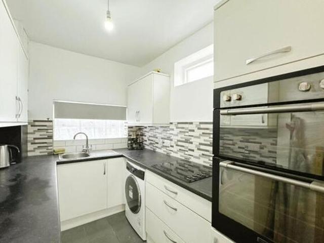 3 Bedroom Semi detached House For Sale In London