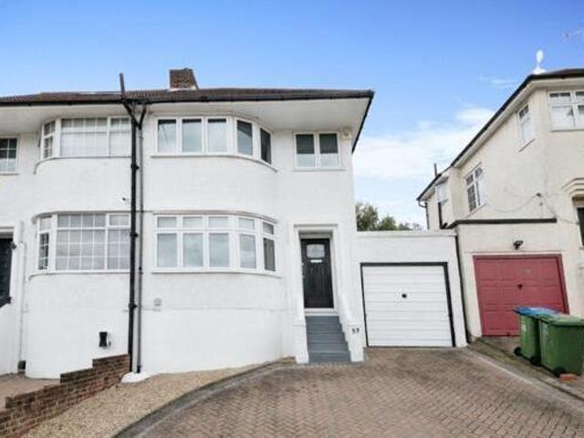 3 Bedroom Semi detached House For Sale In London