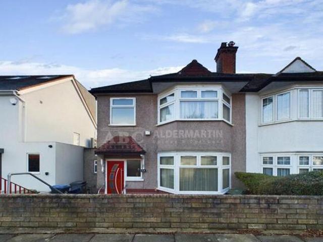 3 Bedroom Semi detached House For Sale In London