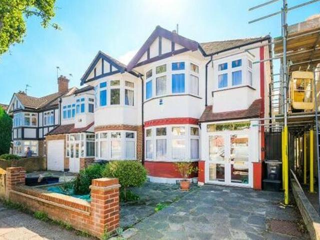 3 Bedroom Semi detached House For Sale In London