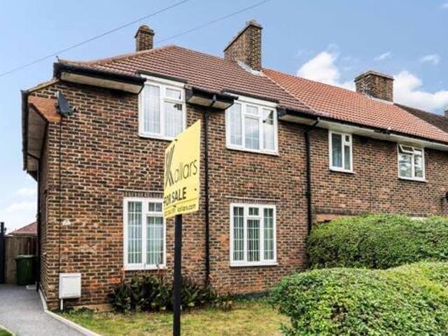 3 Bedroom Semi detached House For Sale In London