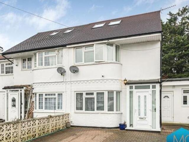 3 Bedroom Semi detached House For Sale In London