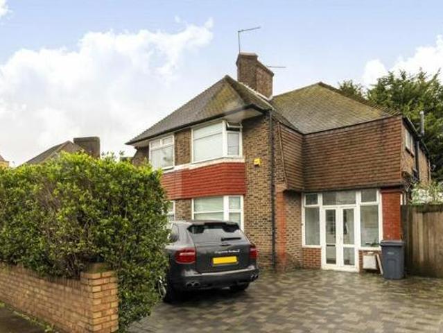 3 Bedroom Semi detached House For Sale In London