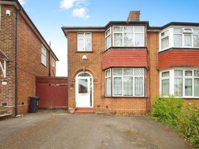 3 Bedroom Semi detached House For Sale In London