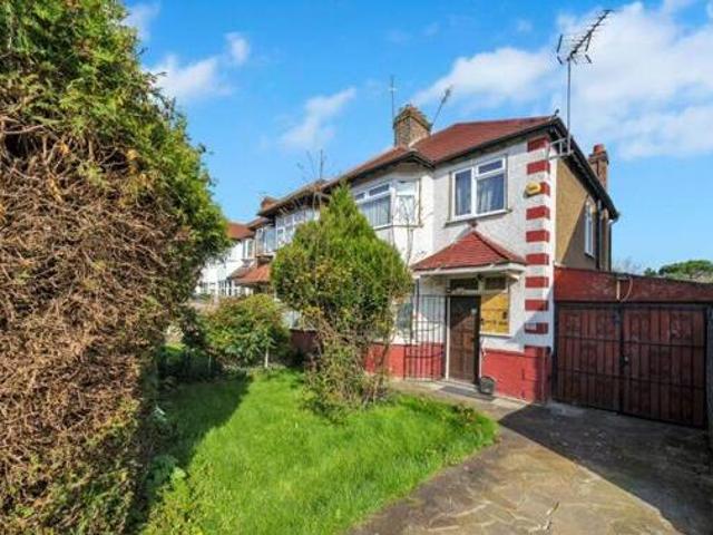 3 Bedroom Semi detached House For Sale In London