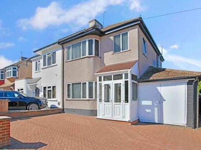 3 Bedroom Semi detached House For Sale In London