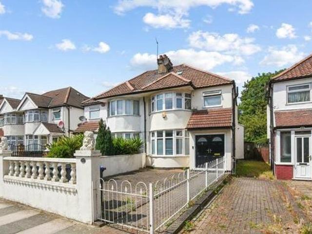 3 Bedroom Semi detached House For Sale In London