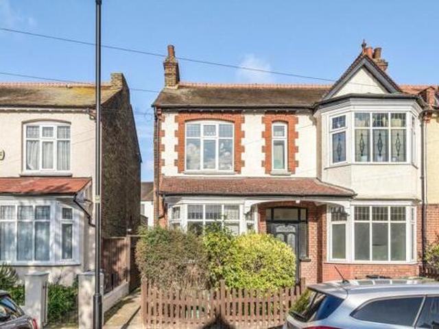 3 Bedroom Semi detached House For Sale In London