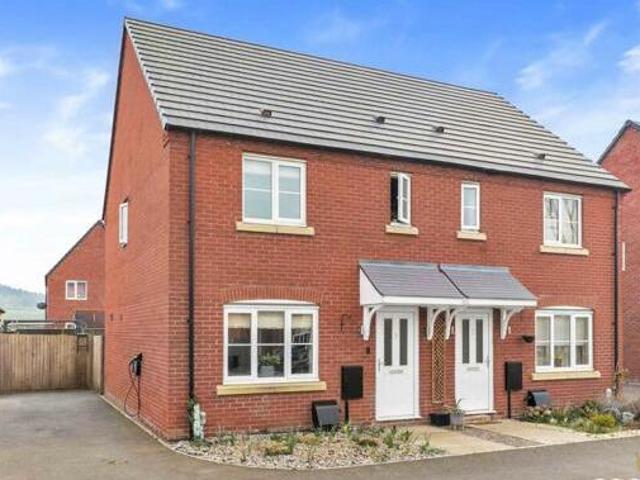 3 Bedroom Semi detached House For Sale In Long Marston