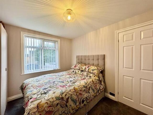 3 bedroom semi detached house for sale in Long Lane, Dalton, Huddersfield, HD5 9SH, HD5