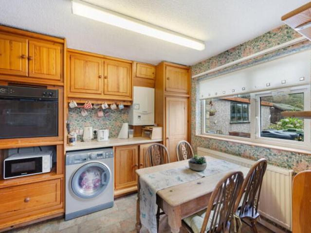 3 bedroom semi detached house for sale in Longley Road, Huddersfield, HD5