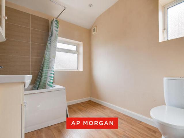 3 bedroom semi detached house for sale in Longmeadow Grove, Birmingham, West Midlands, B31