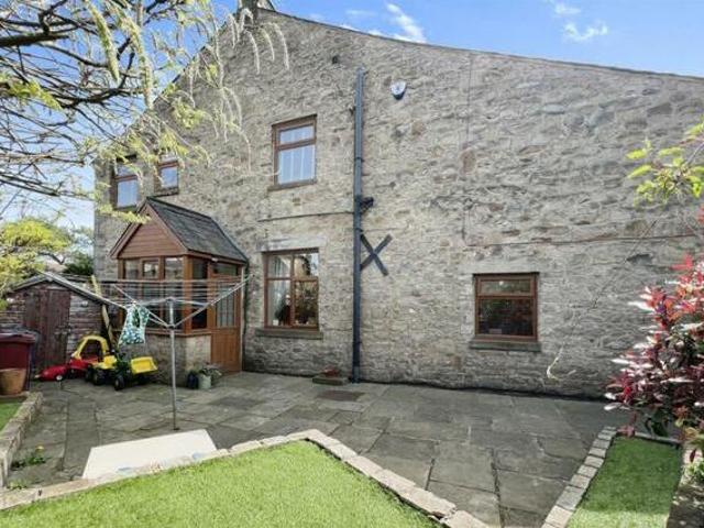 3 Bedroom Semi detached House For Sale In Longridge