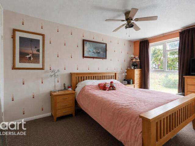 3 bedroom semi detached house for sale in Lords Wood Lane, Chatham, ME5