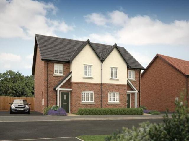 3 bedroom semi detached house for sale in Low Wood Road, Nuthall, Nottingham, NG6