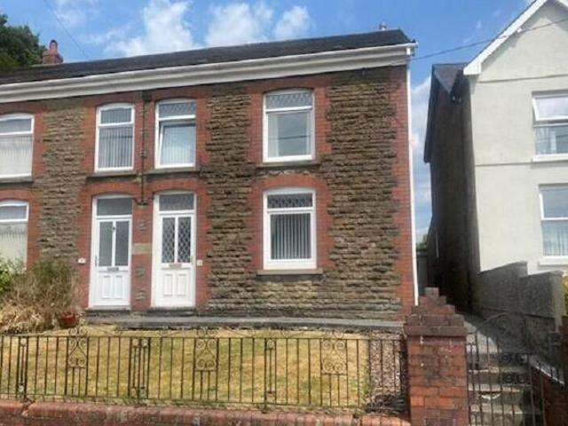 3 Bedroom Semi detached House For Sale In Lower Cwmtwrch