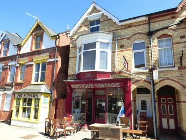 3 Bedroom Semi detached House For Sale In Llandrindod Wells