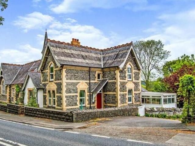 3 Bedroom Semi detached House For Sale In Llanfarian, Aberystwyth