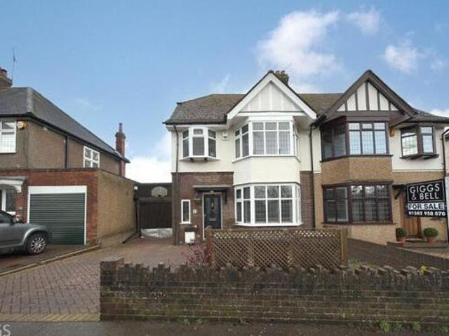3 Bedroom Semi detached House For Sale In Luton, Bedfordshire