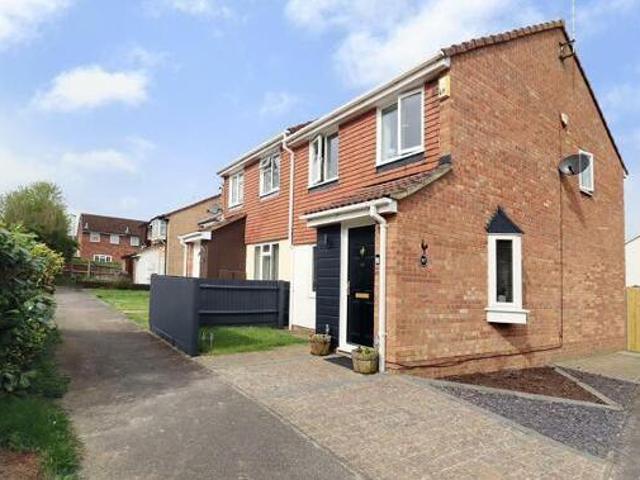 3 Bedroom Semi detached House For Sale In Luton, Bedfordshire
