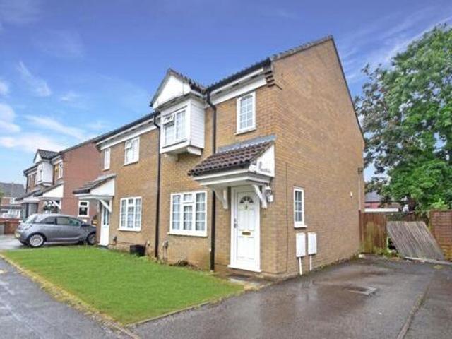 3 Bedroom Semi detached House For Sale In Luton, Bedfordshire