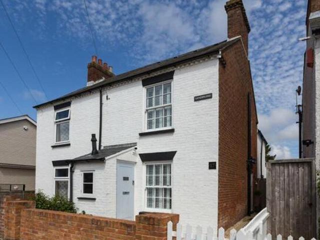 3 Bedroom Semi detached House For Sale In Lymington