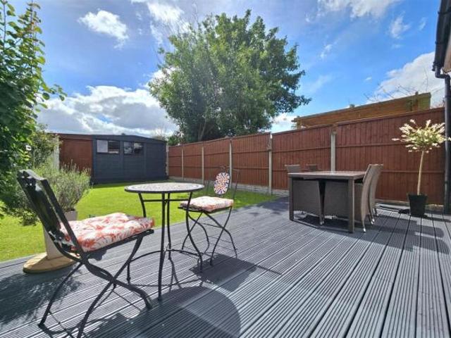 3 bedroom semi detached house for sale in Lyndon Road, Solihull, B92