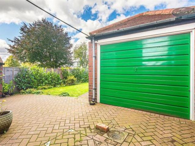 3 bedroom semi detached house for sale in Lydgate Hall Crescent, Crosspool, Sheffield, S10