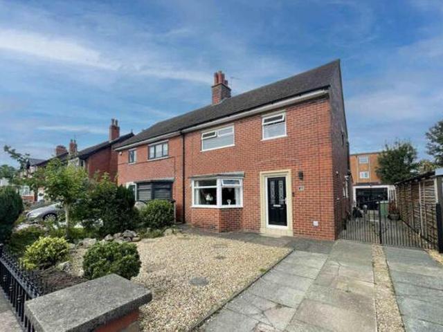 3 Bedroom Semi detached House For Sale In Lytham St. Annes