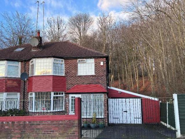3 Bedroom Semi detached House For Sale In Manchester, Greater Manchester