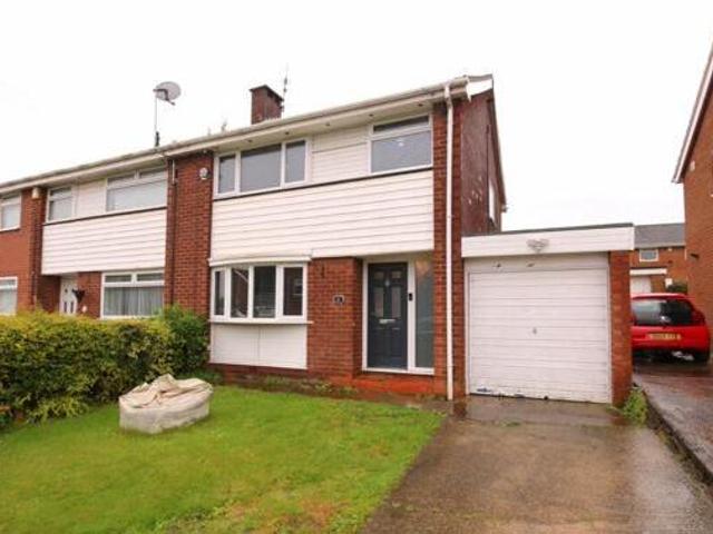 3 Bedroom Semi detached House For Sale In Manchester, Greater Manchester