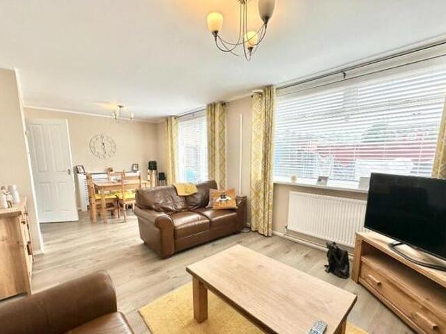3 Bedroom Semi detached House For Sale In Manchester, Greater Manchester