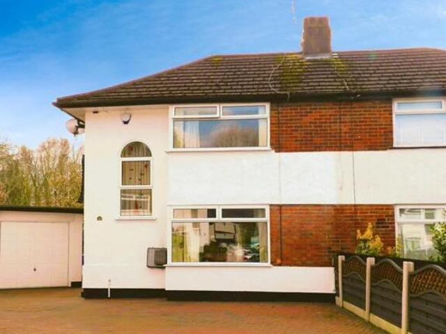 3 Bedroom Semi detached House For Sale In Manchester, Greater Manchester
