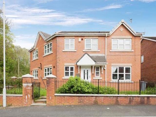 3 Bedroom Semi detached House For Sale In Manchester, Greater Manchester