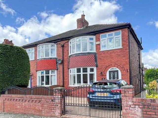 3 Bedroom Semi detached House For Sale In Manchester, Greater Manchester