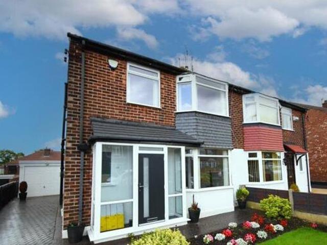 3 Bedroom Semi detached House For Sale In Manchester, Greater Manchester