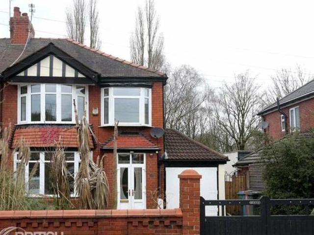 3 Bedroom Semi detached House For Sale In Manchester, Greater Manchester