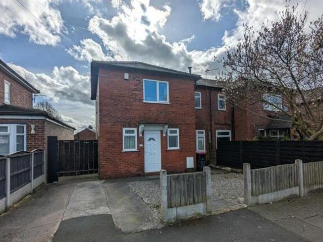 3 Bedroom Semi detached House For Sale In Manchester, Greater Manchester